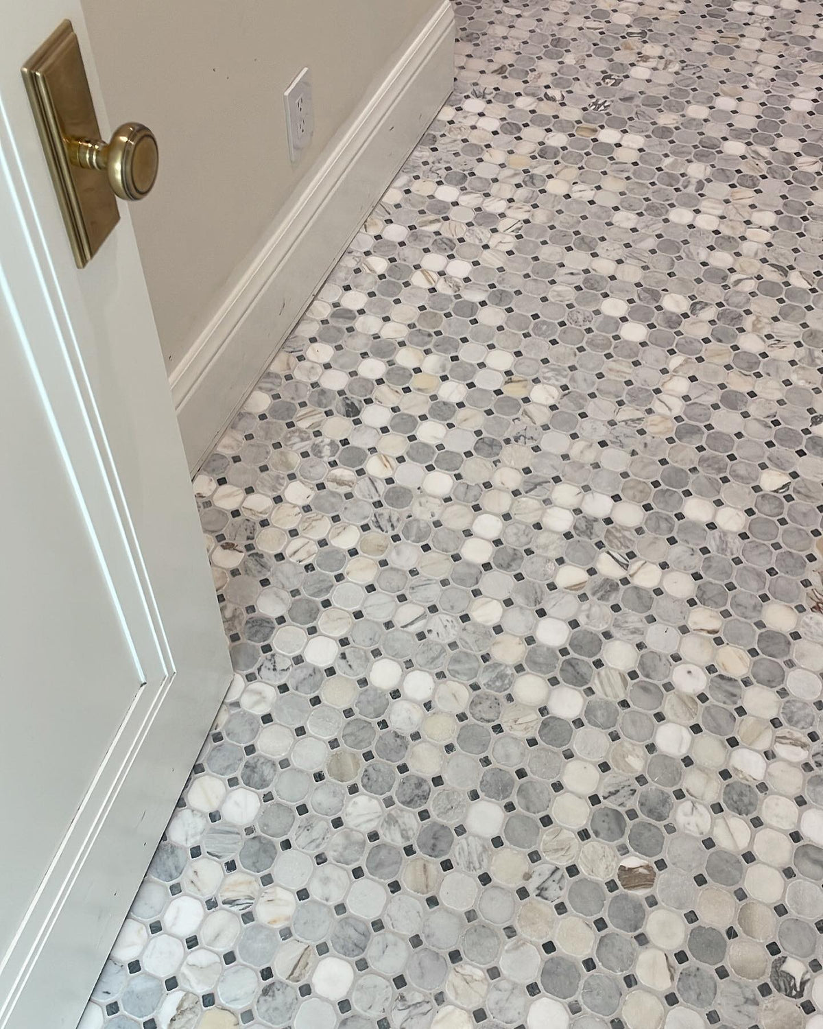 Antique Carrara | Bardiglio Octagon Tile by Castelli Marble Inc