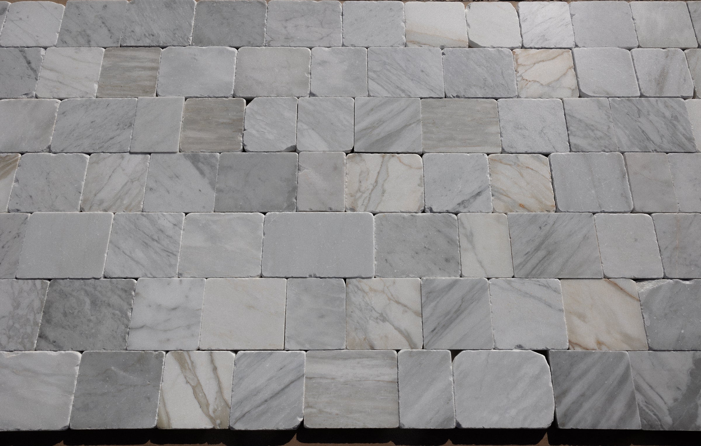 Antique Carrara Cobblestone
